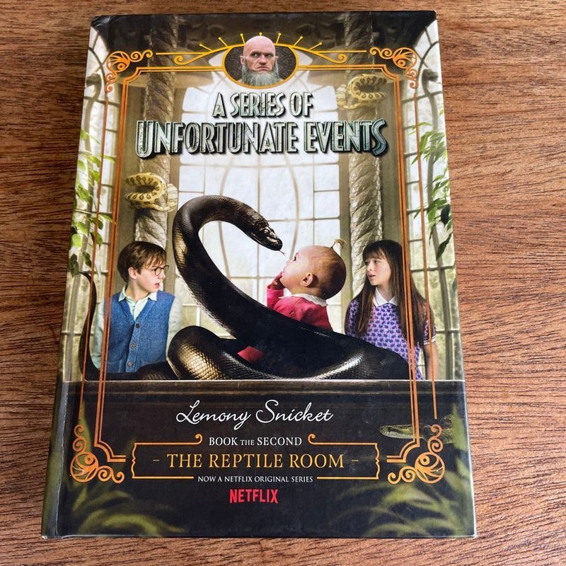 A Series of Unfortunate Events #2: the Reptile Room by Lemony Snicket