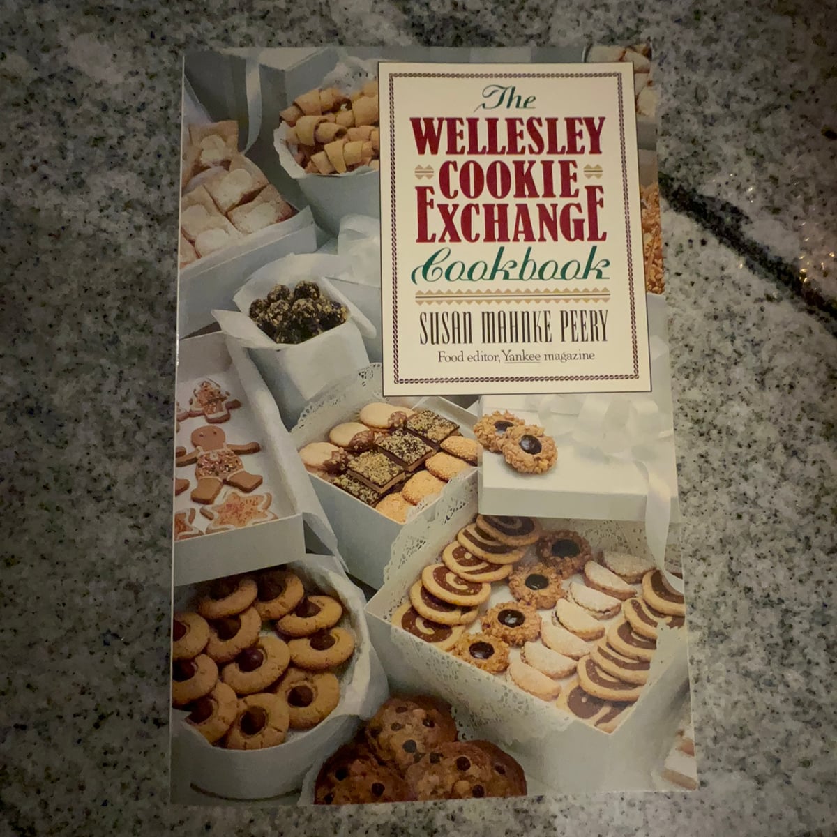 The Wellesley Cookie Exchange Cookbook by Susan M. Peery