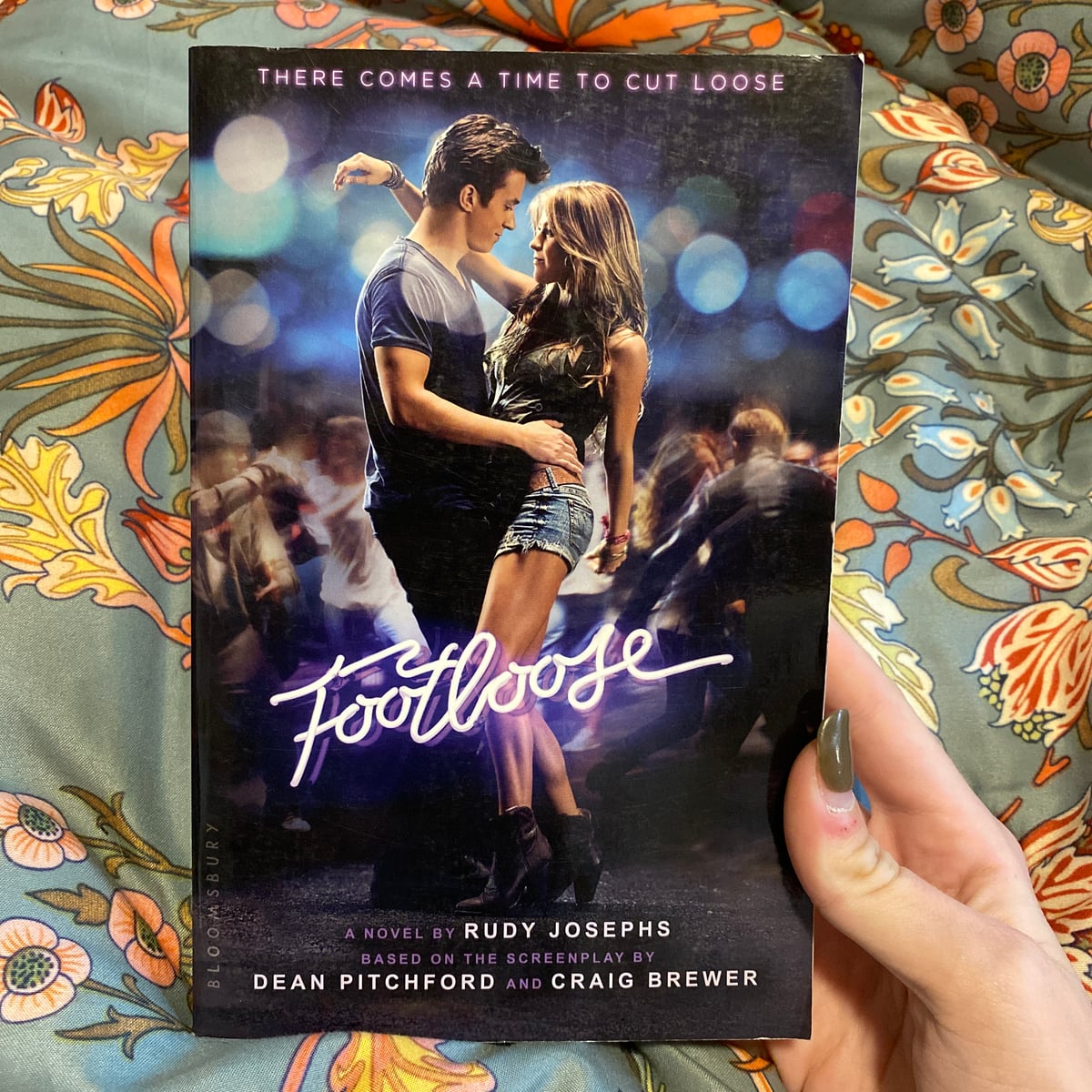Footloose by Rudy Josephs, Paperback | Pangobooks
