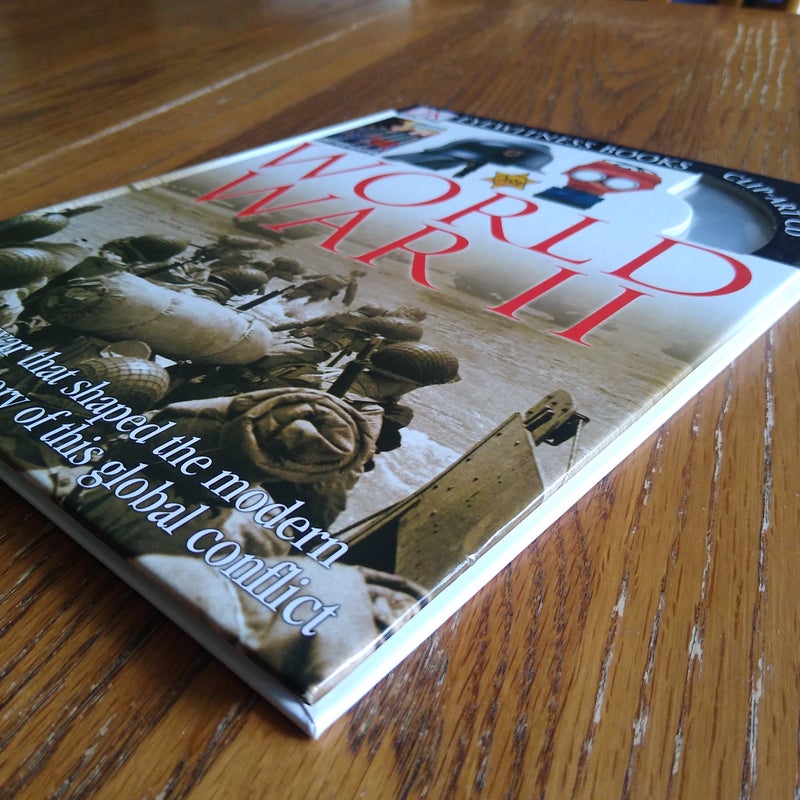 DK Eyewitness Books: World War II by Simon Adams, Hardcover | Pangobooks