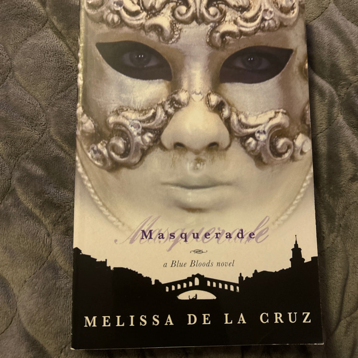 Masquerade (Blue Bloods, Vol. 2) by Melissa de la Cruz