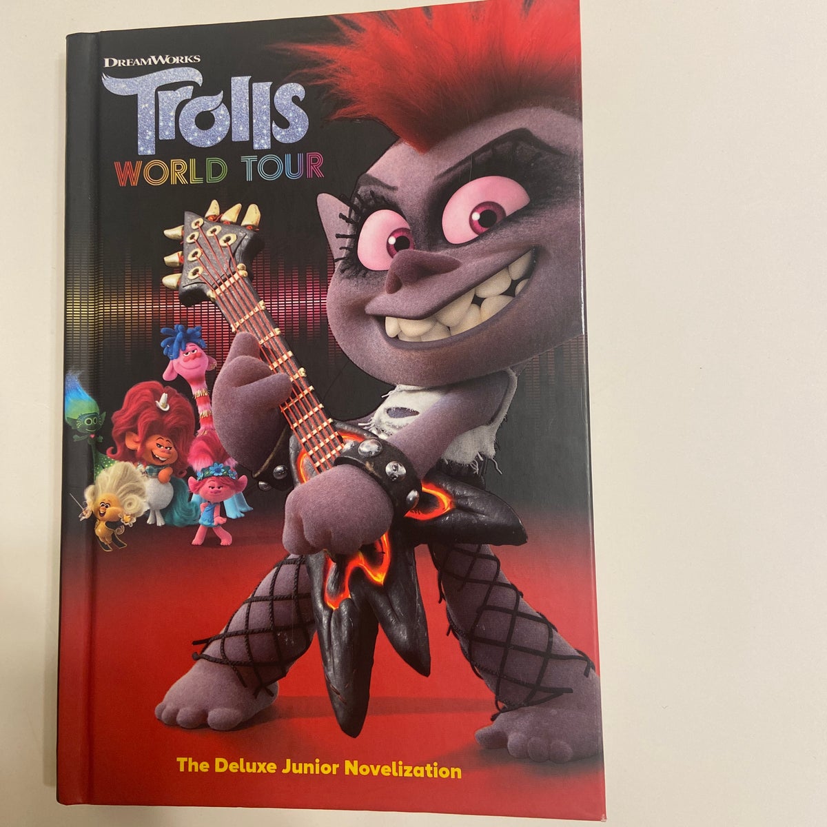 Trolls World Tour: the Deluxe Junior Novelization (DreamWorks Trolls ... Trolls World Tour: the Deluxe Junior Novelization (DreamWorks Trolls ...