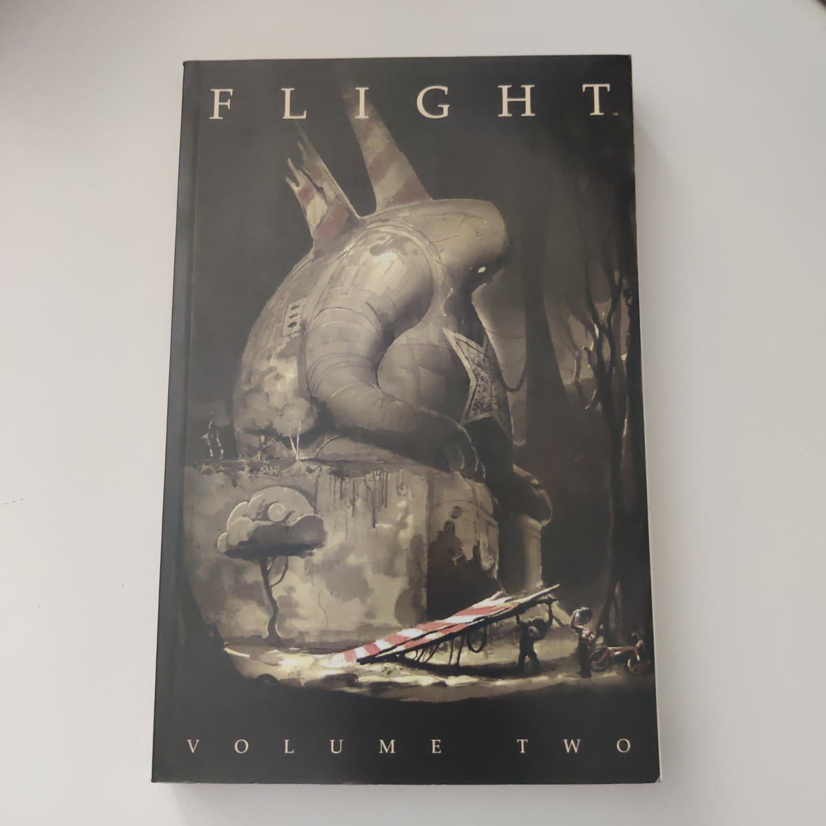 Flight by Becky Cloonan, Jeff Smith, Jen Wang, Kean Soo, Khang Le ...