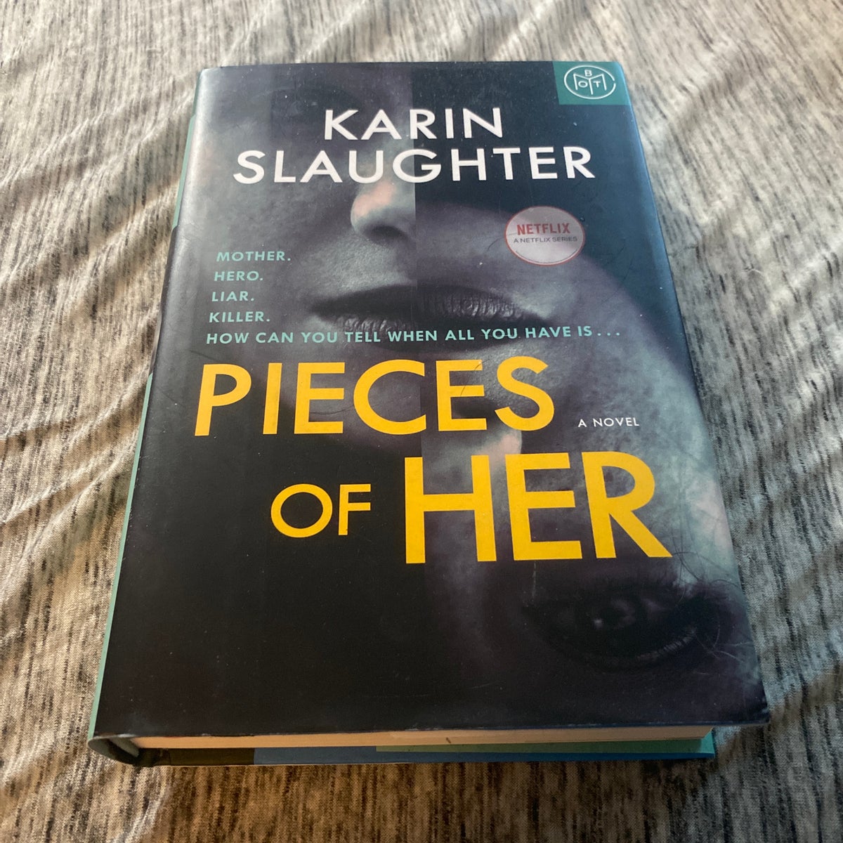 Pieces of Her by Karen Slaughter , Hardcover | Pangobooks