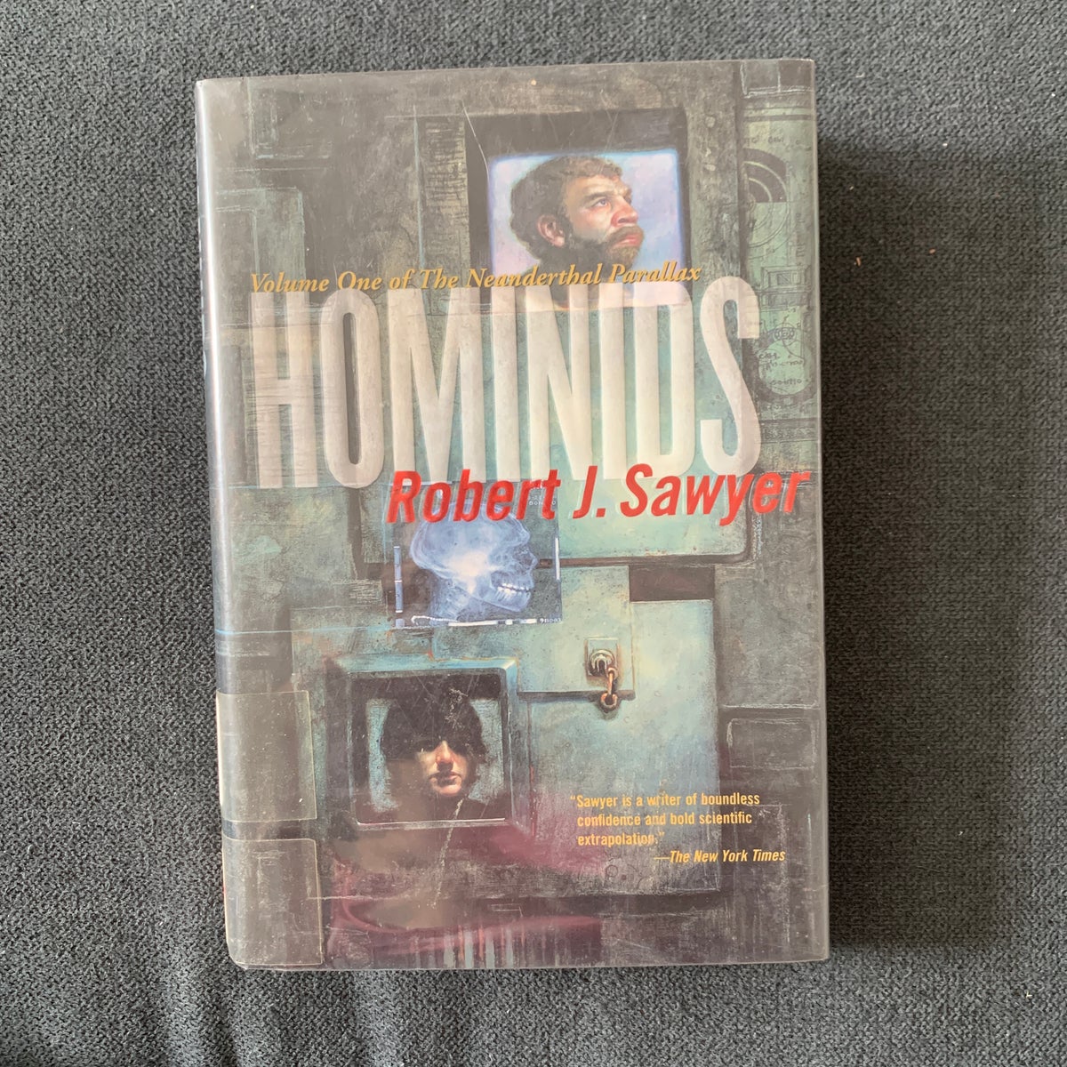 Hominids by Robert J. Sawyer, Hardcover | Pangobooks