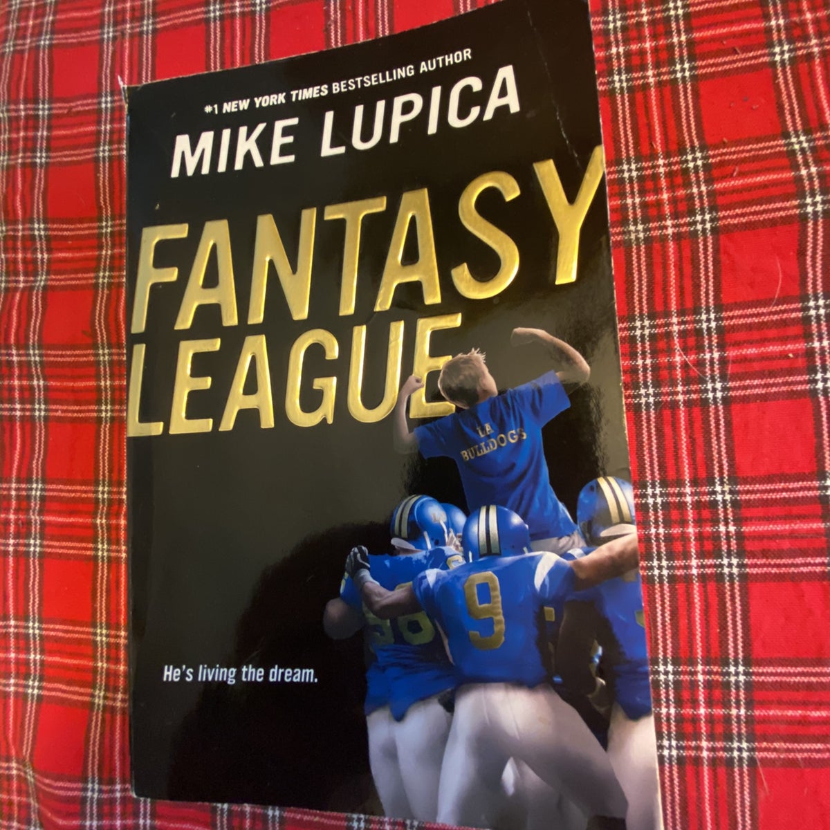 Fantasy League by Mike Lupica, Paperback | Pangobooks