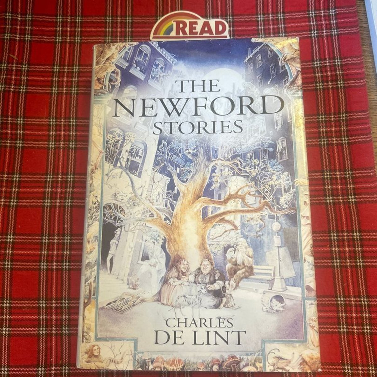 The Newford stories by Charles De Lint