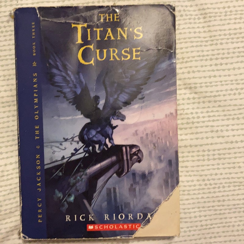 The Titan's Curse (Percy Jackson by Rick Riordan, Paperback | Pangobooks