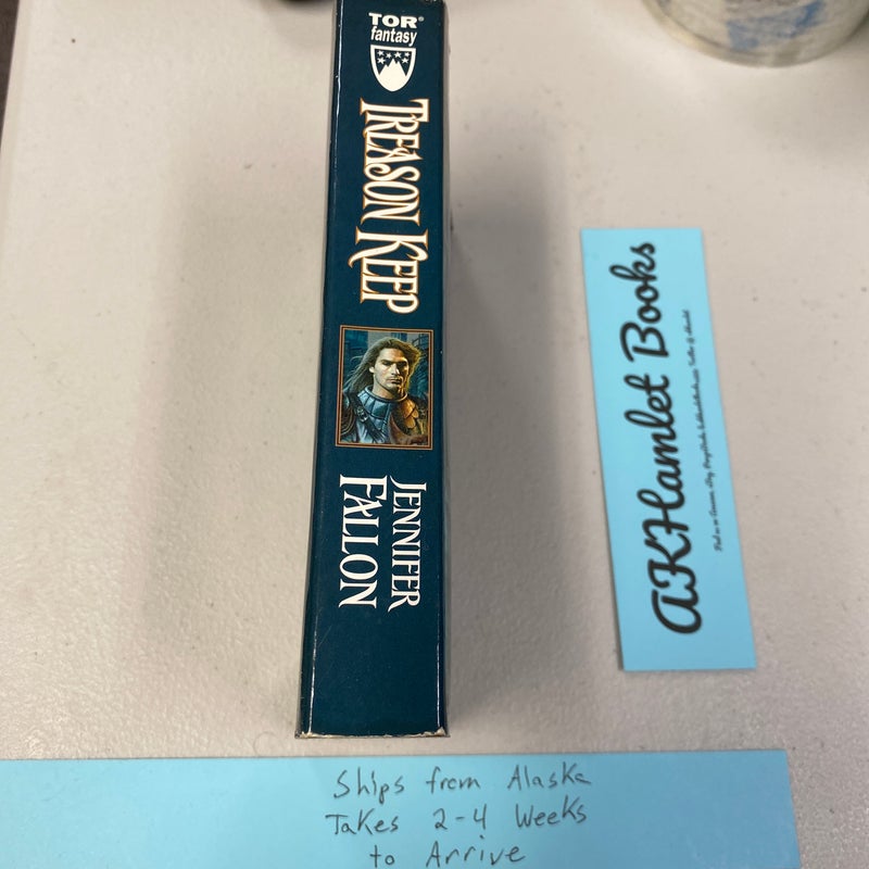 Treason Keep by Jennifer Fallon, Paperback | Pangobooks