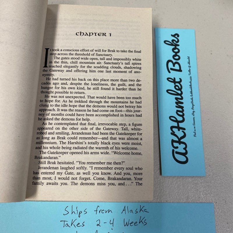 Treason Keep by Jennifer Fallon, Paperback | Pangobooks