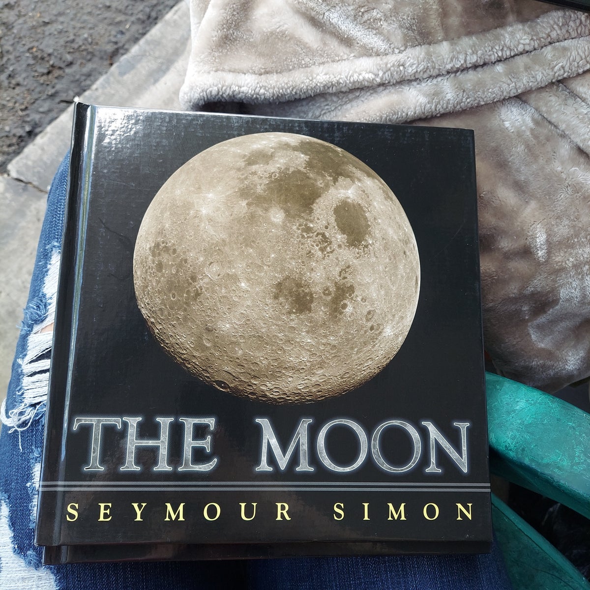 The Moon by Seymour Simon