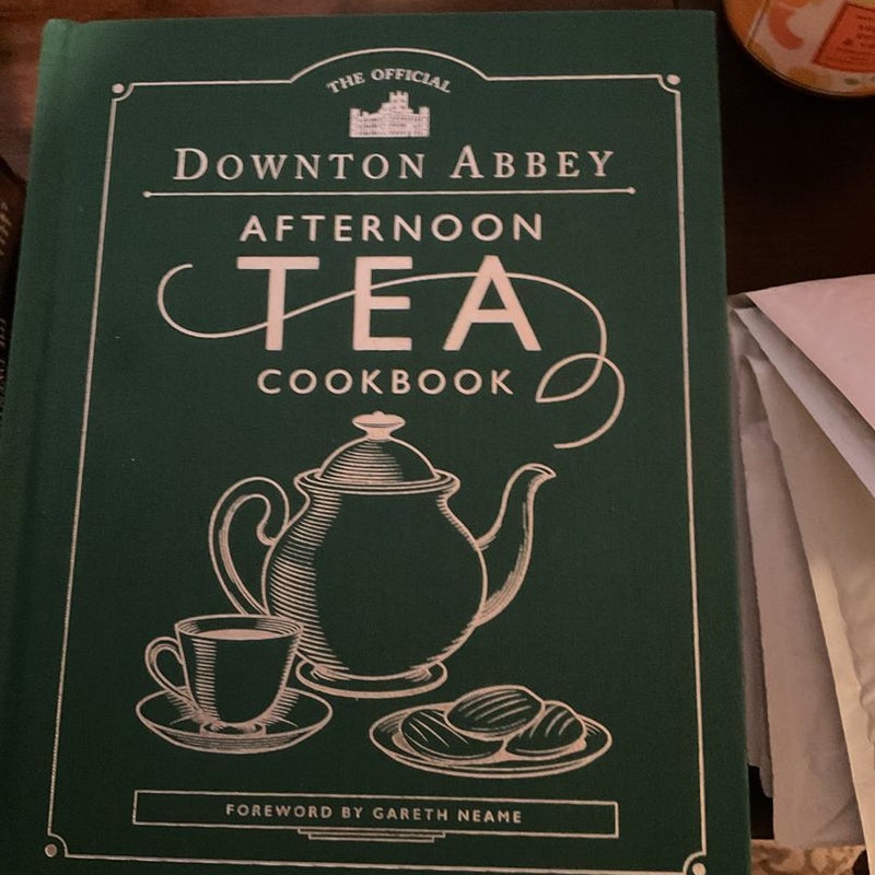 The Official Downton Abbey Afternoon Tea Cookbook by Downton Downton ...