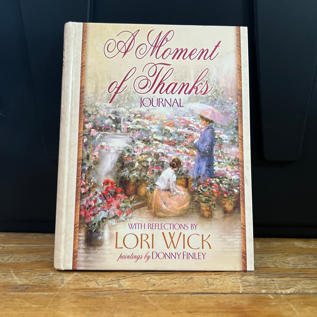 A Moment of Thanks Journal by Lori Wick