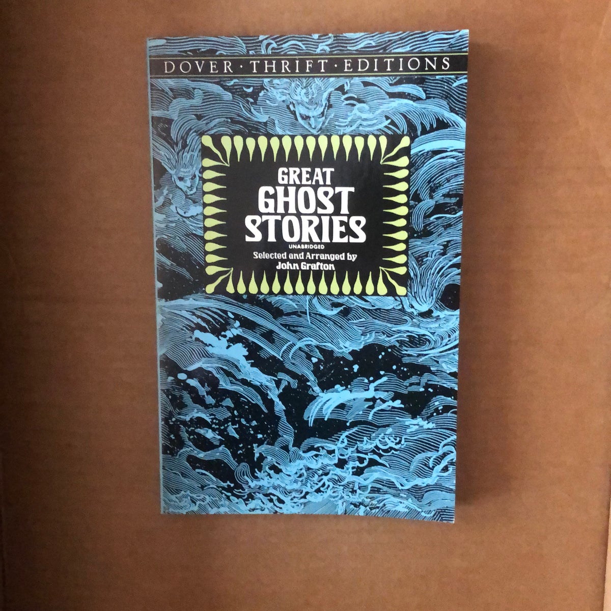 Great Ghost Stories by John Grafton