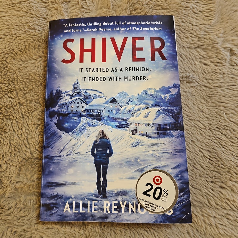 Shiver by Allie Reynolds, Paperback | Pangobooks