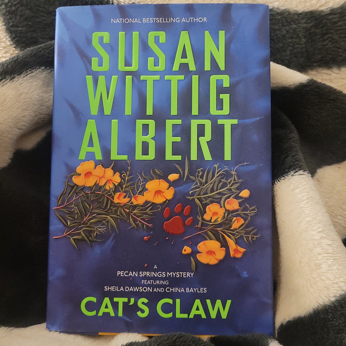 Cat's Claw by Susan Wittig Albert