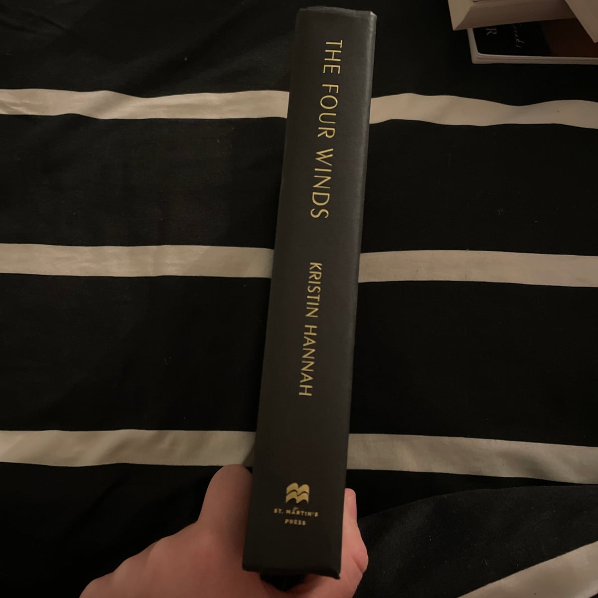 The Four Winds by Kristin Hannah , Hardcover | Pangobooks