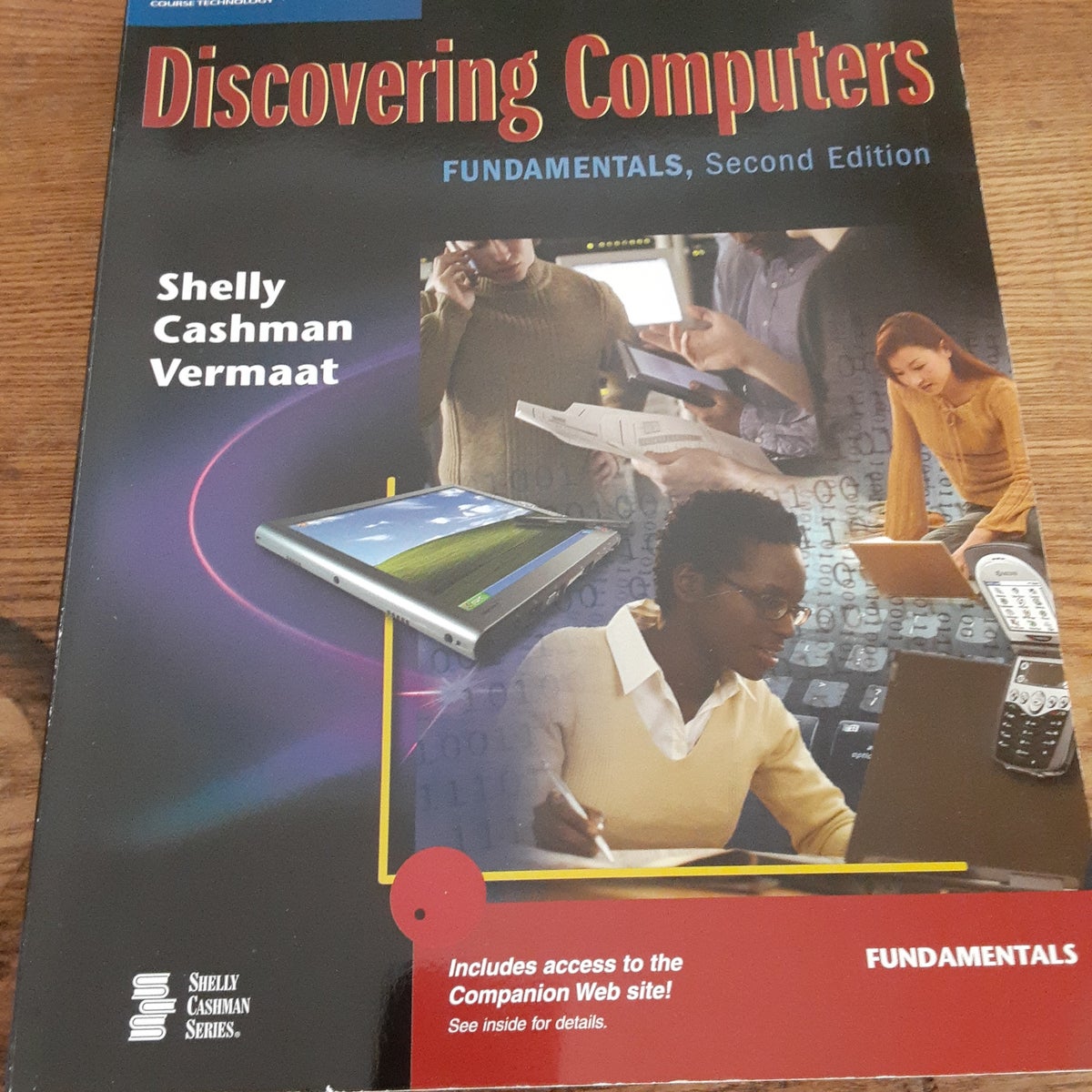 Discovering Computers by Misty E. Vermaat | Pangobooks