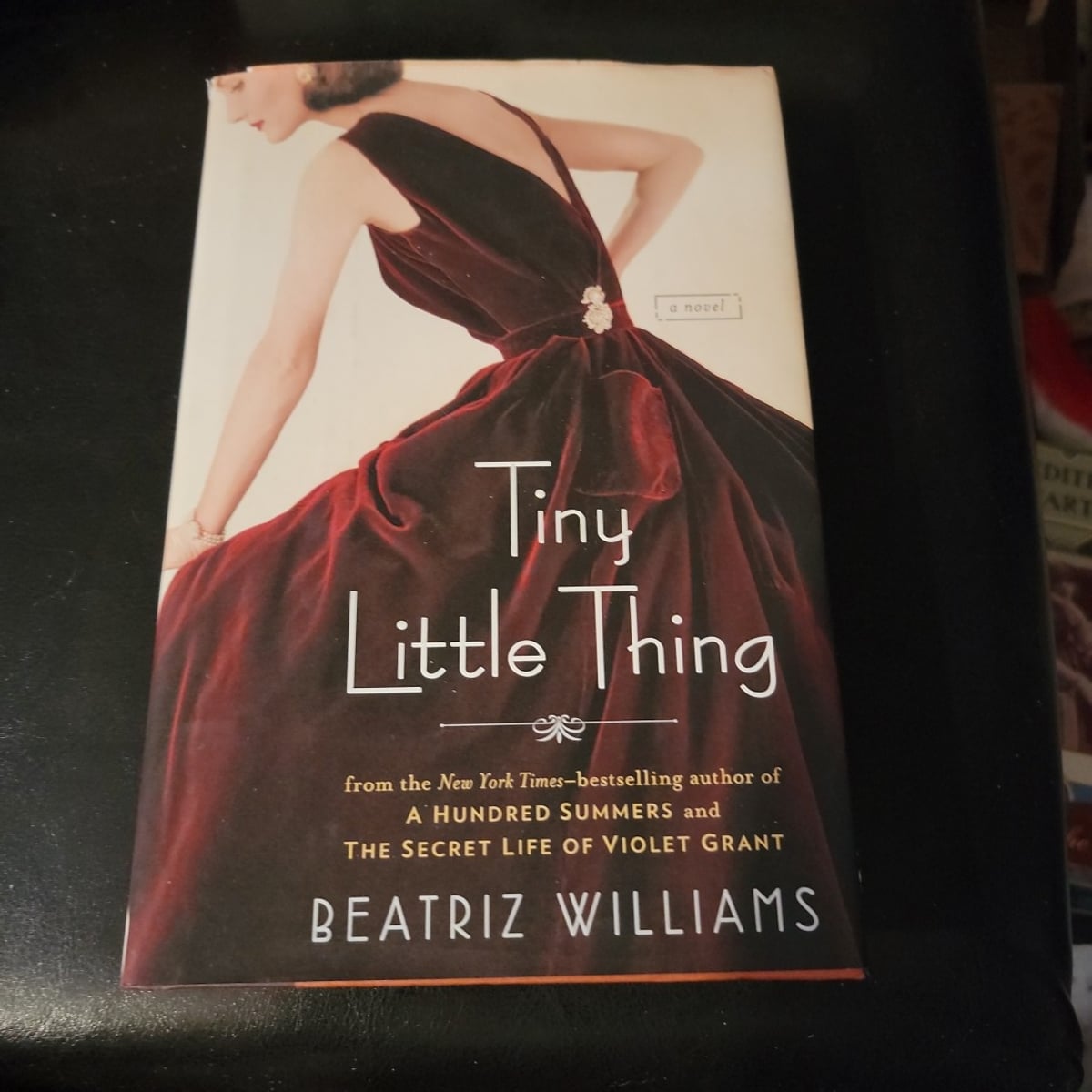 Tiny Little Thing by Beatriz Williams, Hardcover | Pangobooks