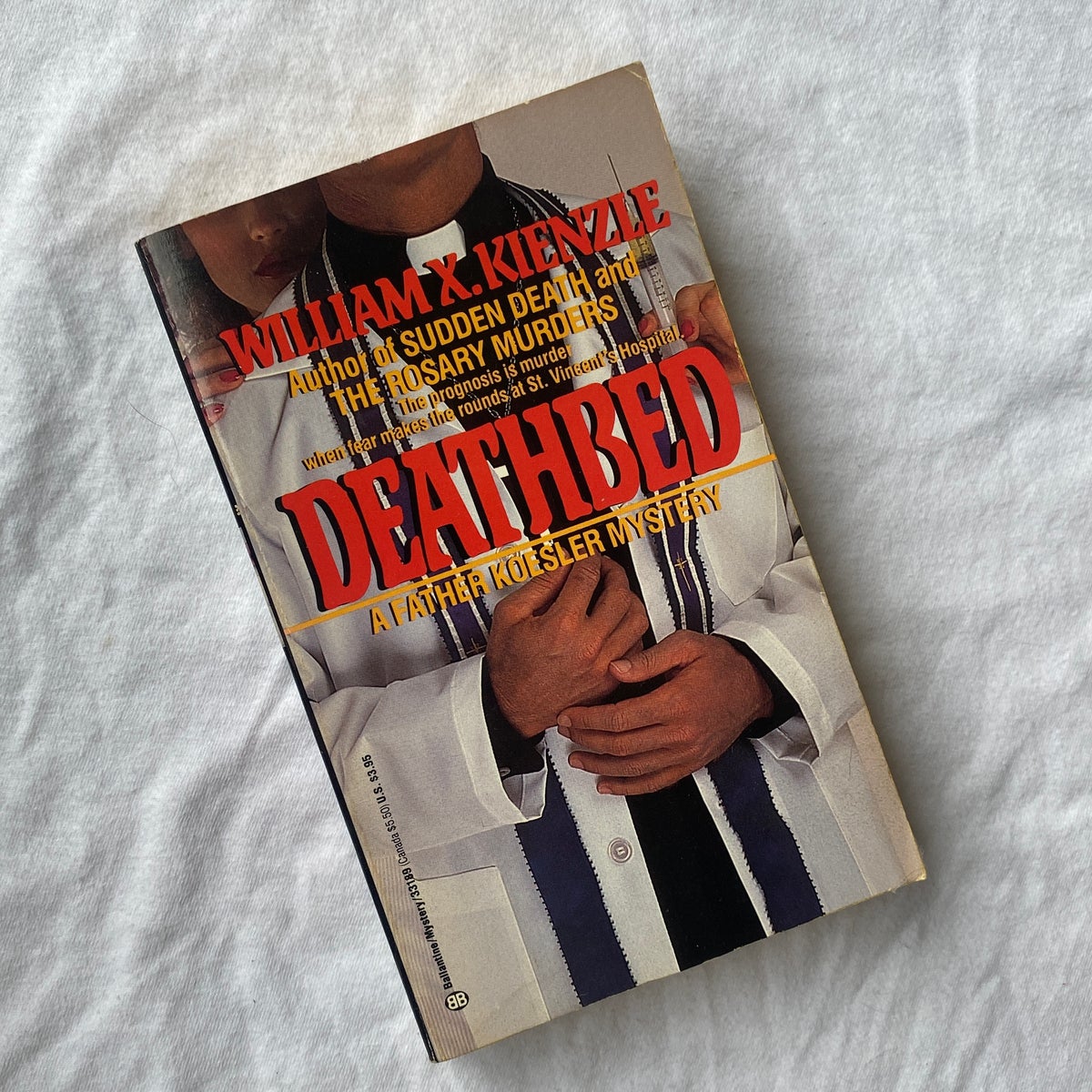 Deathbed by William X. Kienzle, Paperback | Pangobooks