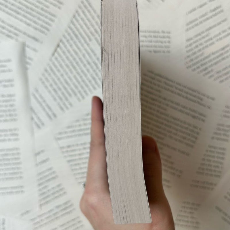 Armada by Ernest Cline, Paperback | Pangobooks