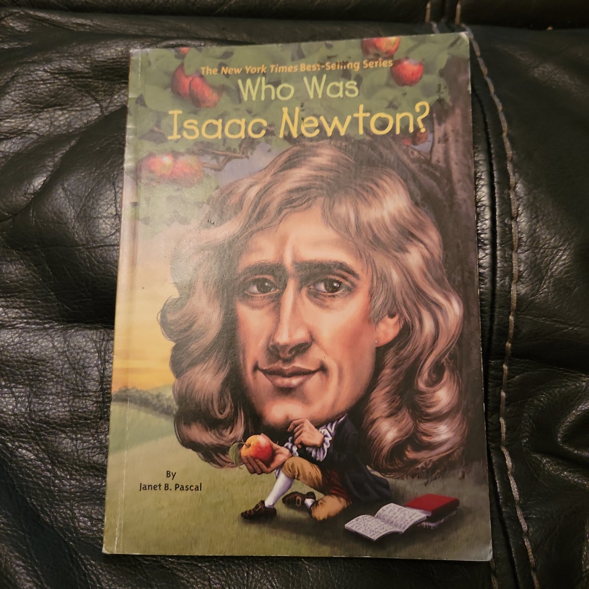 Who Was Isaac Newton? by Who HQ, Janet B. Pascal