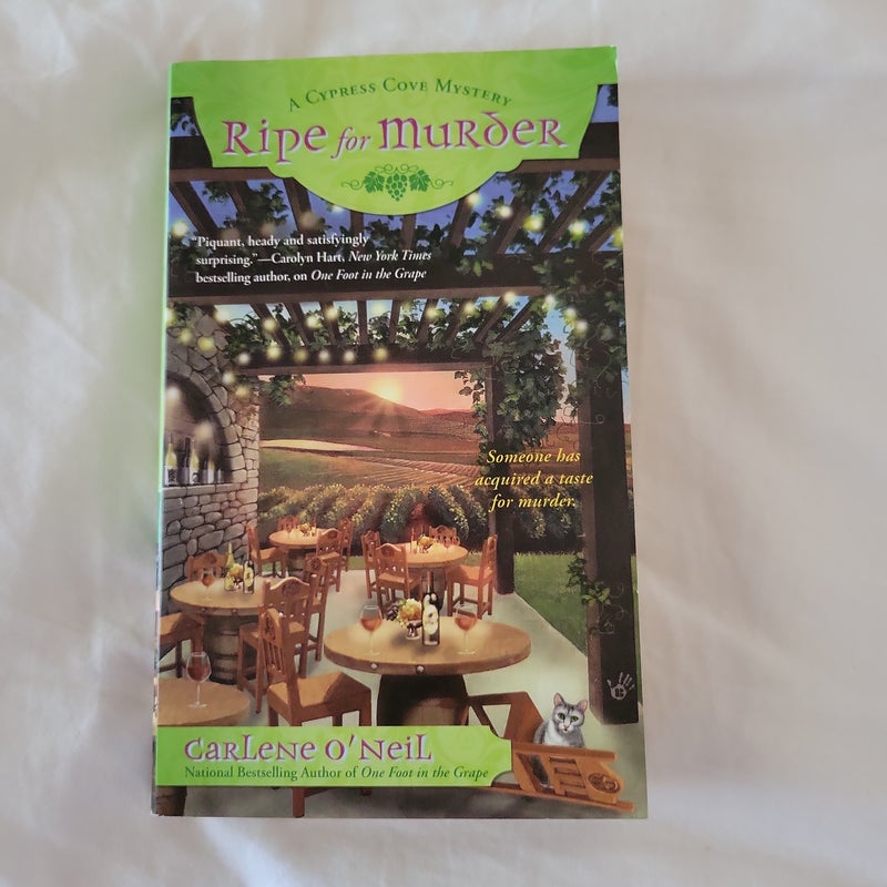 Ripe for Murder by Carlene O'Neil, Paperback | Pangobooks