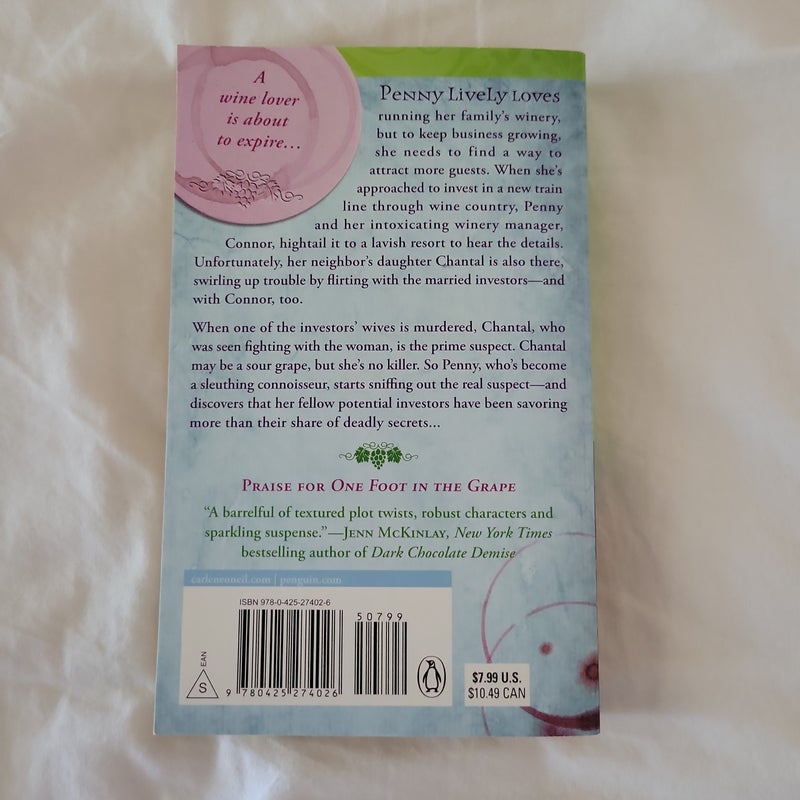 Ripe for Murder by Carlene O'Neil, Paperback | Pangobooks