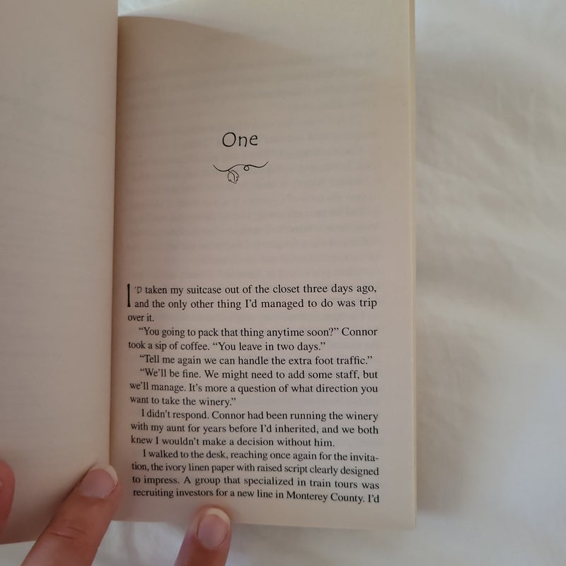 Ripe for Murder by Carlene O'Neil, Paperback | Pangobooks