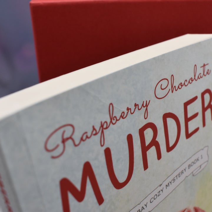 Raspberry Chocolate Murder by Leena Clover, Paperback | Pangobooks