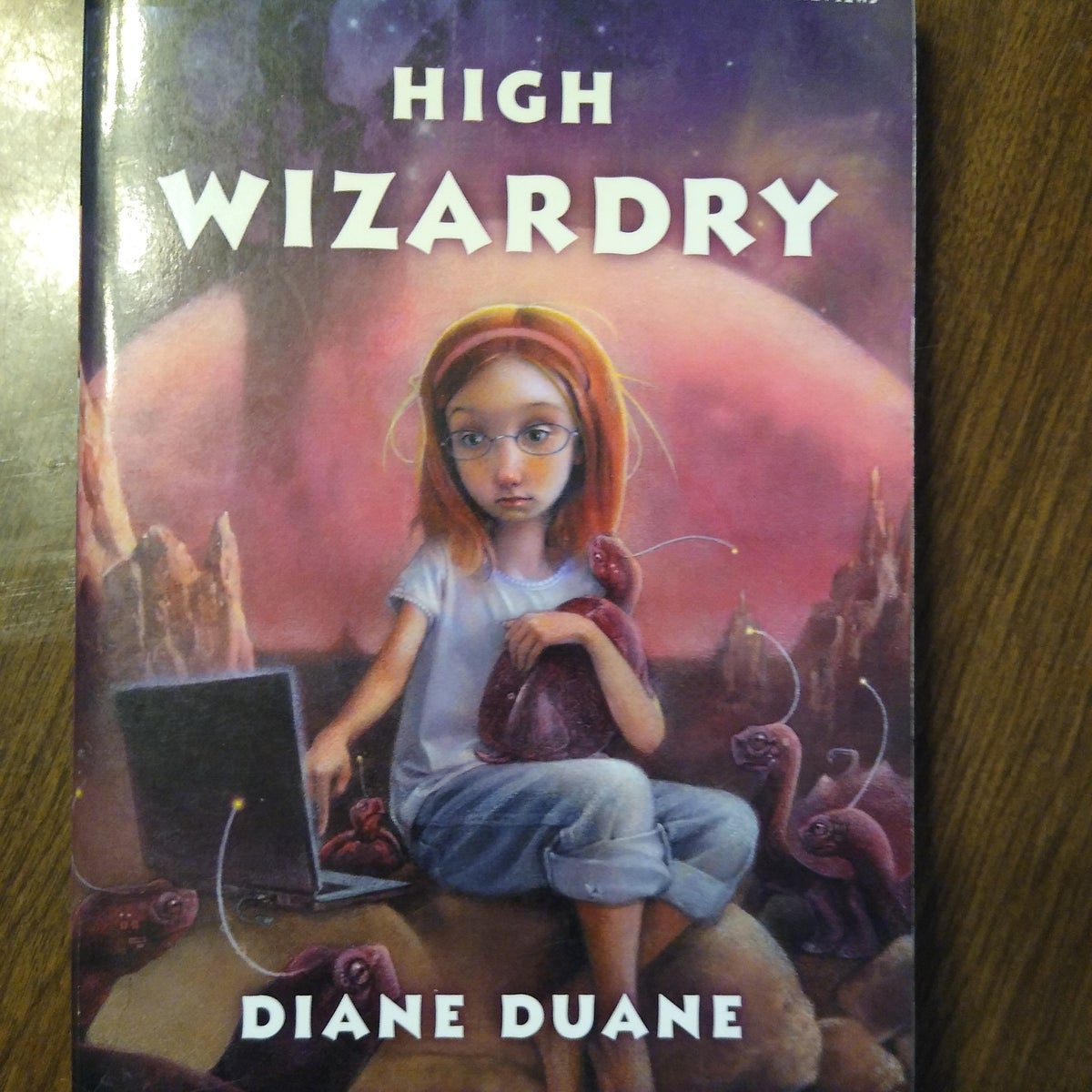 High Wizardry by Diane Duane, Paperback | Pangobooks