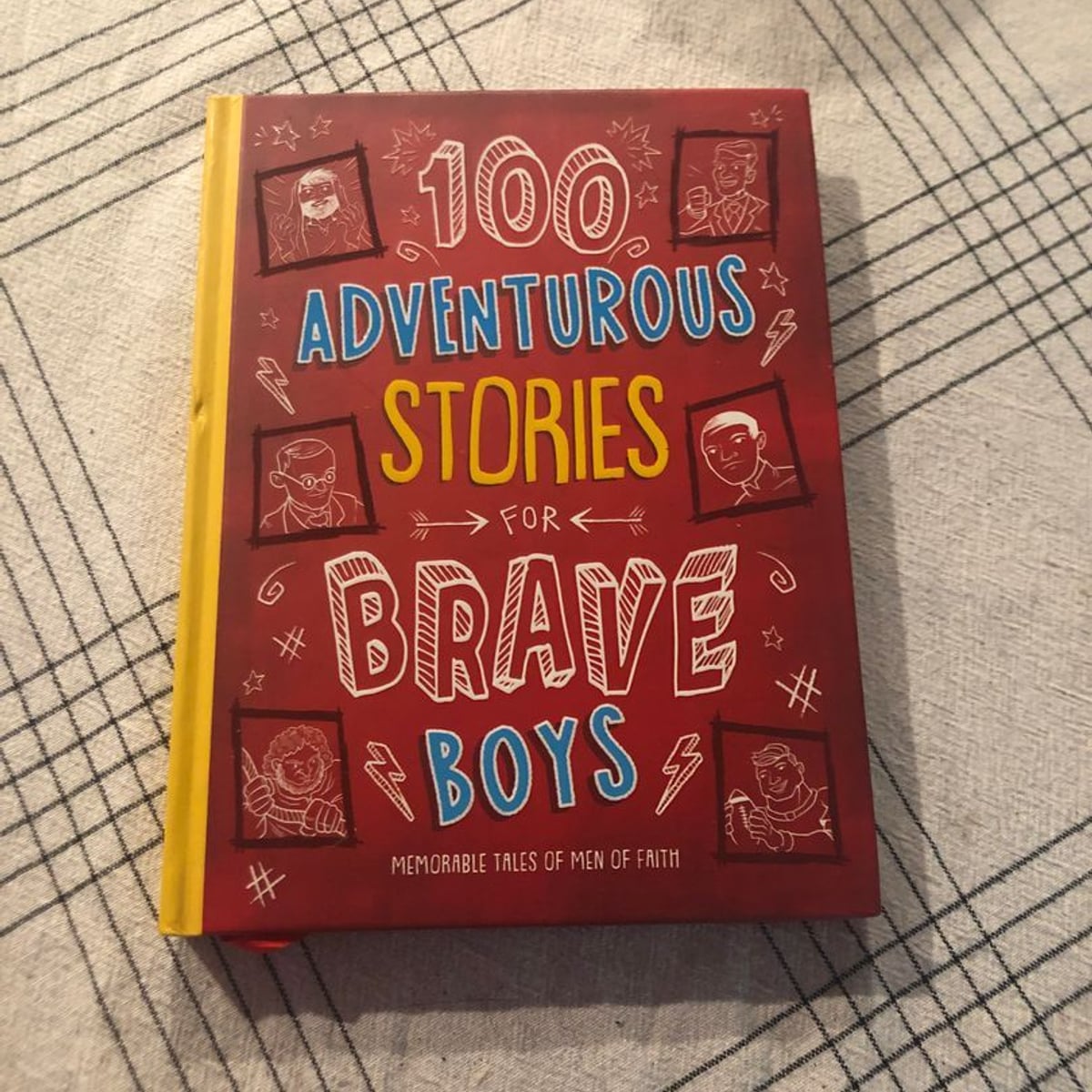 100 Adventurous Stories for Brave Boys by Glenn Hascall