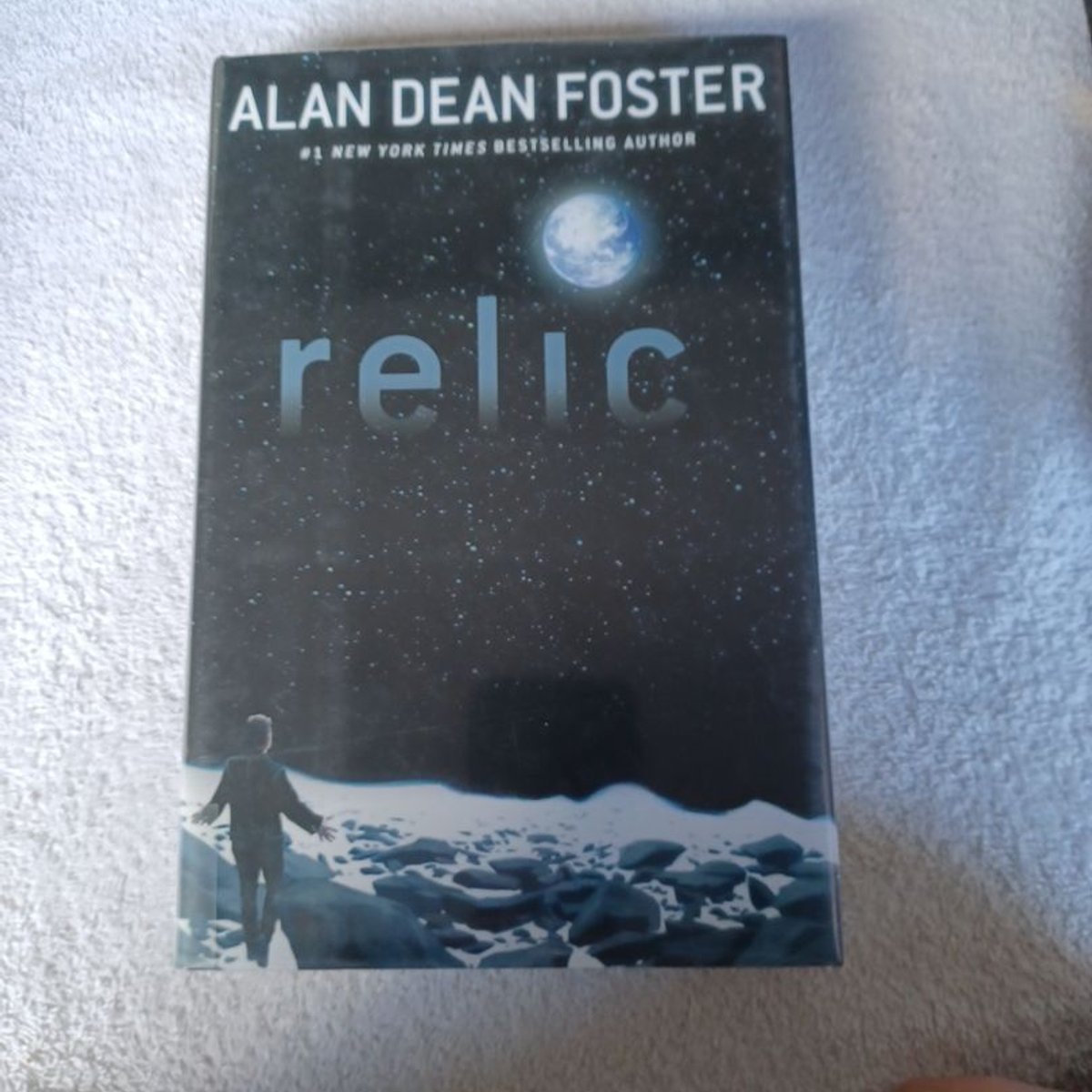 Relic by Alan Dean Foster