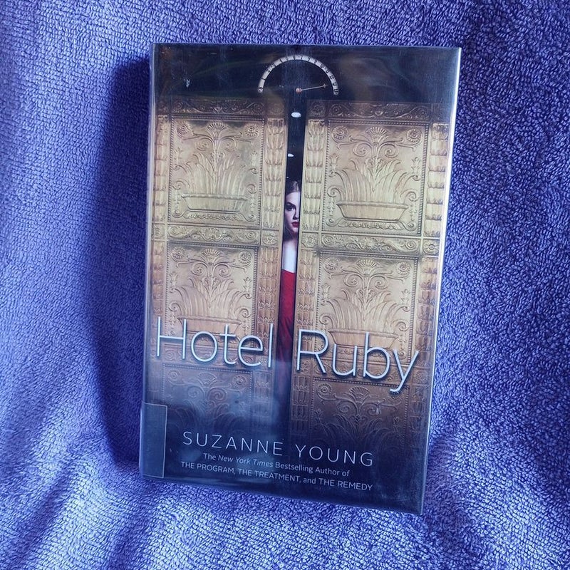 Hotel Ruby by Suzanne Young