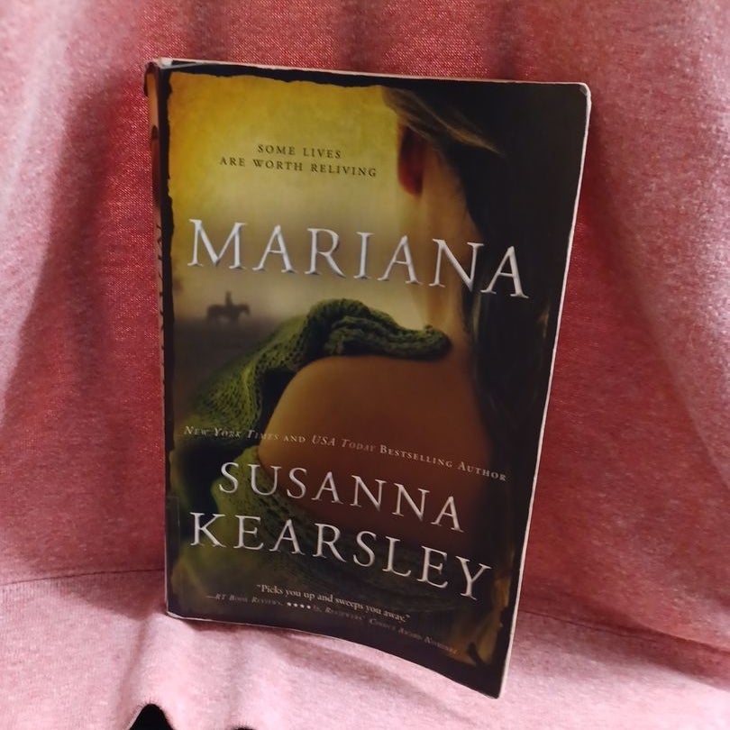 Mariana by Susanna Kearsley
