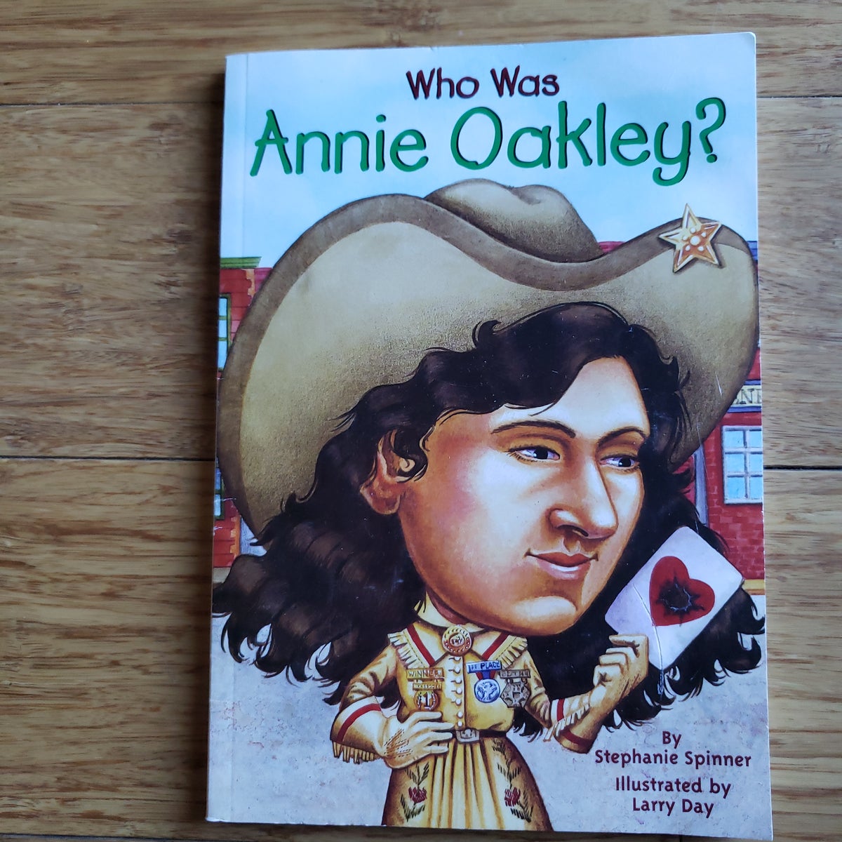 Who Was Annie Oakley? by Stephanie Spinner, Paperback | Pangobooks