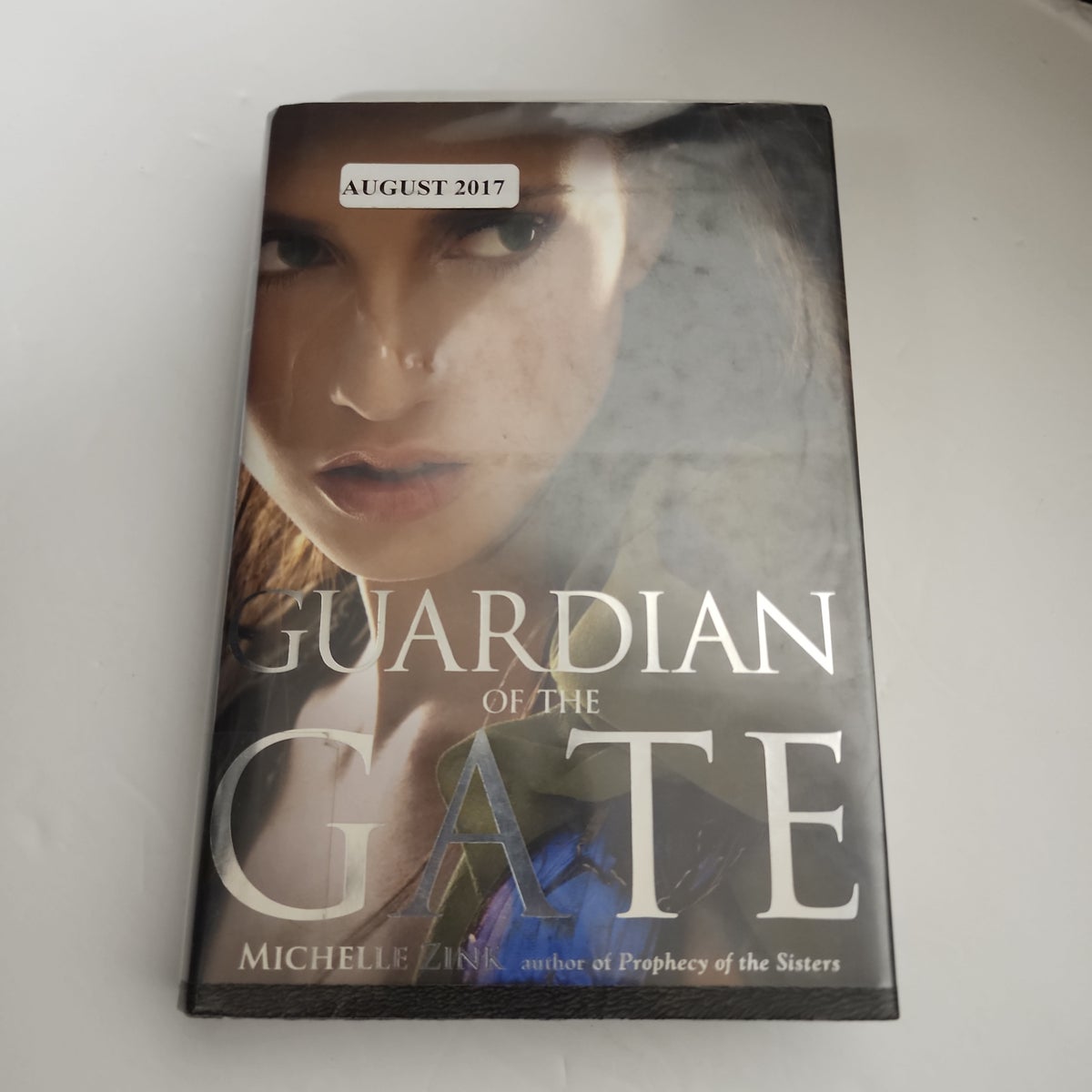 Guardian of the Gate by Michelle Zink, Hardcover | Pangobooks