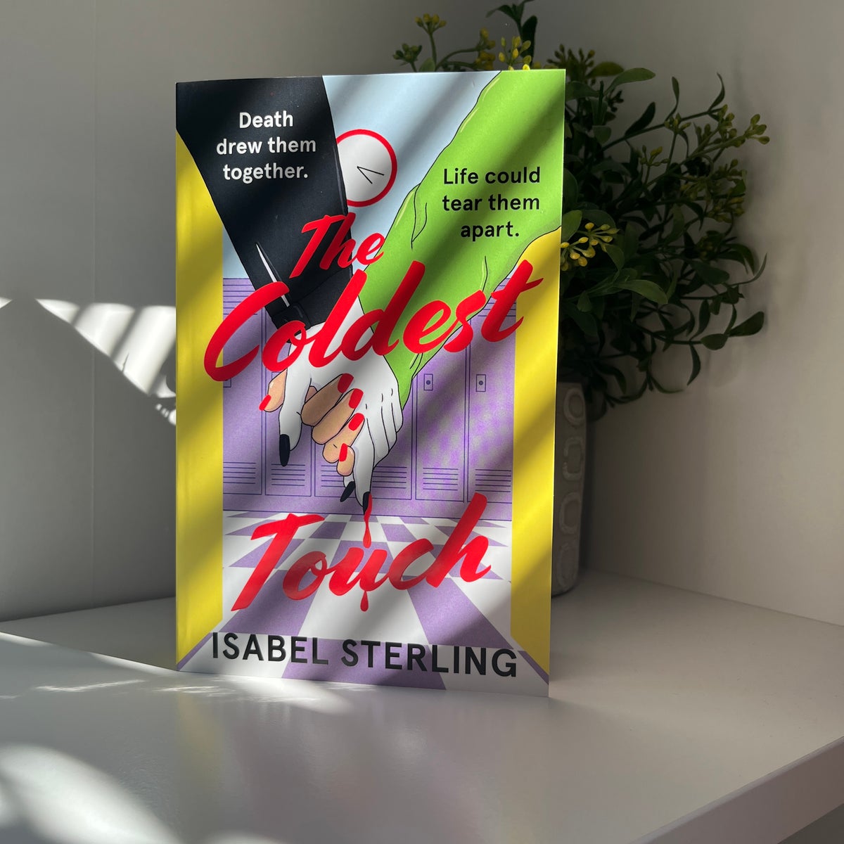 The Coldest Touch by Isabel Sterling , Paperback | Pangobooks