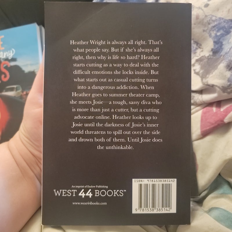 Clear Cut by Melody Dodds, Paperback | Pangobooks