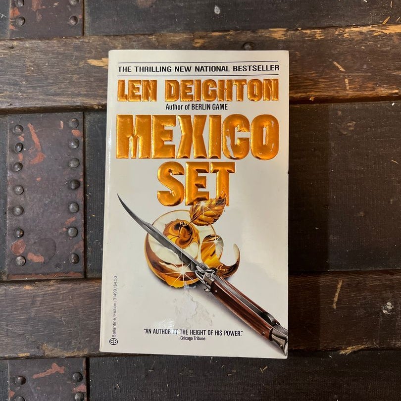 Mexico Set by Len Deighton, Paperback | Pangobooks
