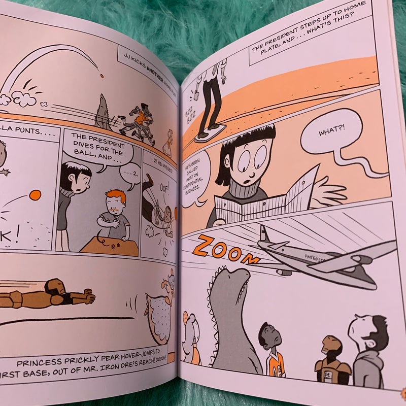 Comics Squad: Recess! by Jennifer L. Holm, Matthew Holm, Jarrett J ...