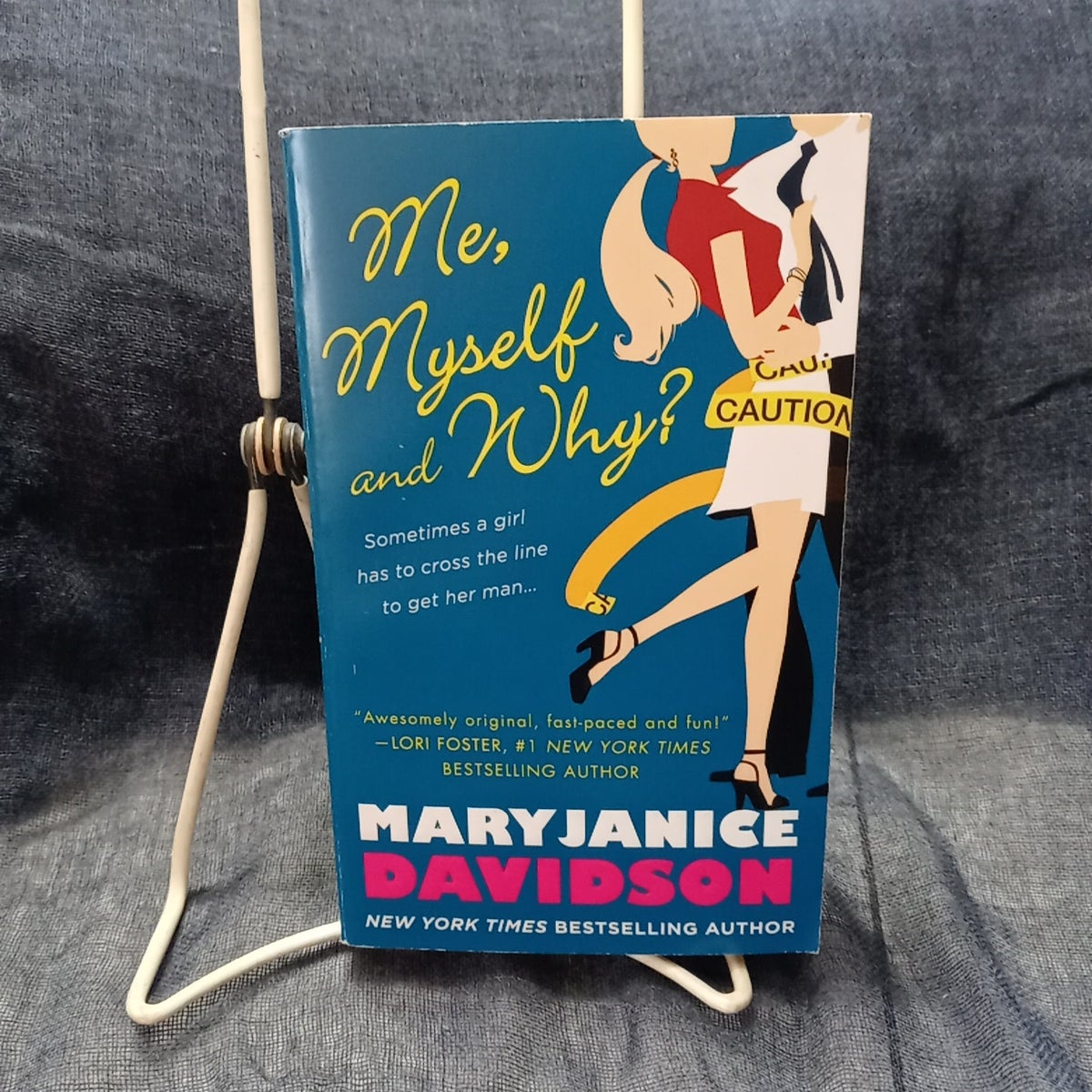 Me, Myself and Why? by MaryJanice Davidson, Paperback | Pangobooks