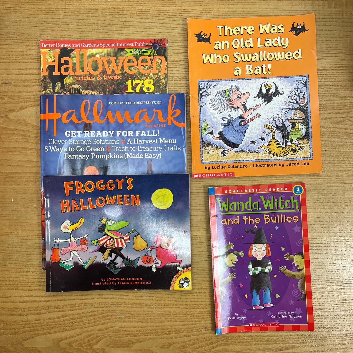 Halloween collection by Several different authors, Paperback | Pangobooks