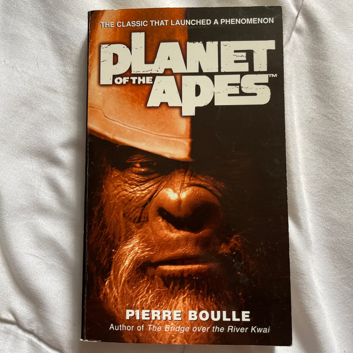 Planet of the Apes by Pierre Boulle, Paperback | Pangobooks