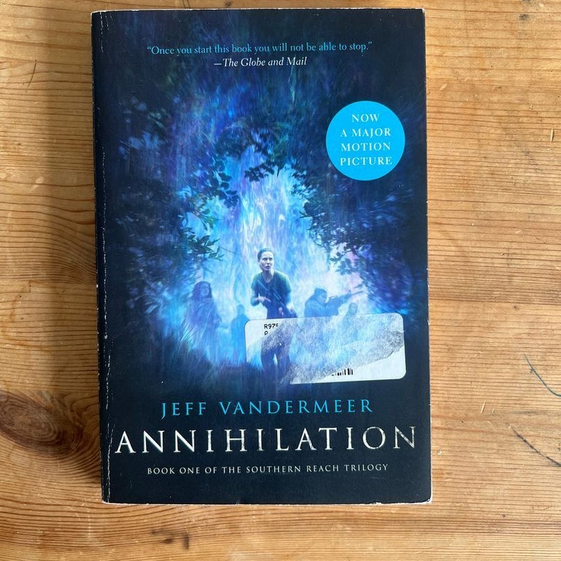Annihilation by Jeff VanderMeer