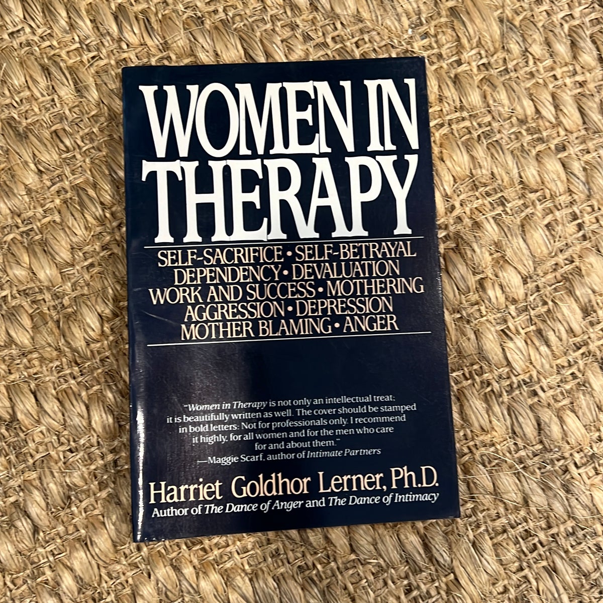 Women in Therapy by Harriet Lerner