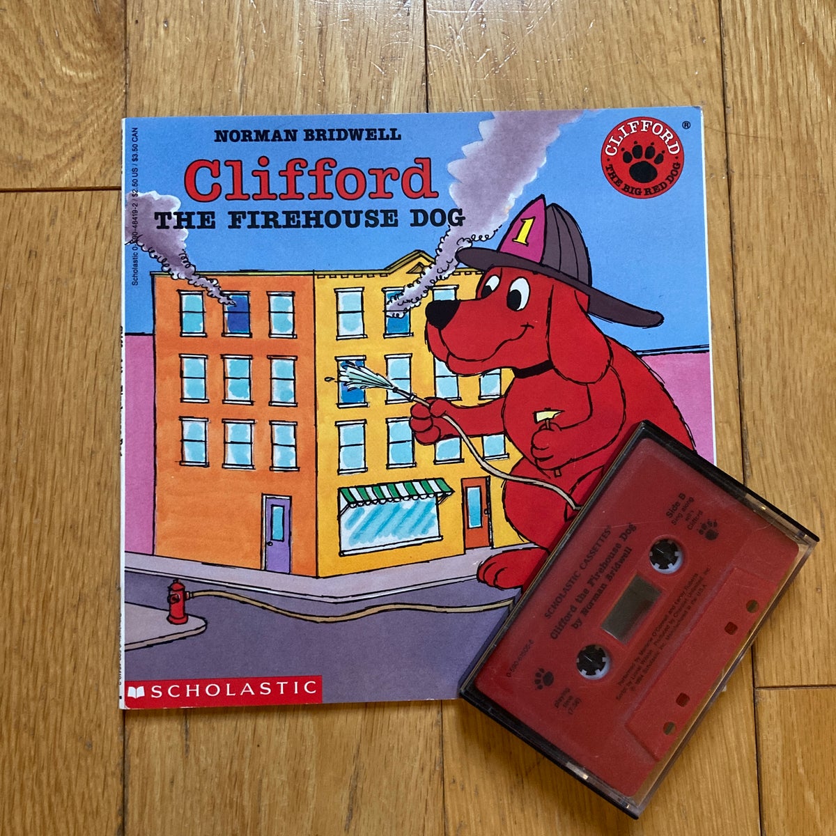 Clifford the Firehouse Dog by Norman Bridwell