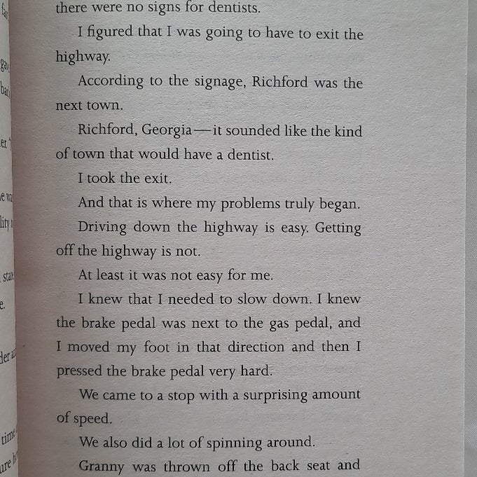 Louisiana's Way Home by Kate DiCamillo, Paperback | Pangobooks