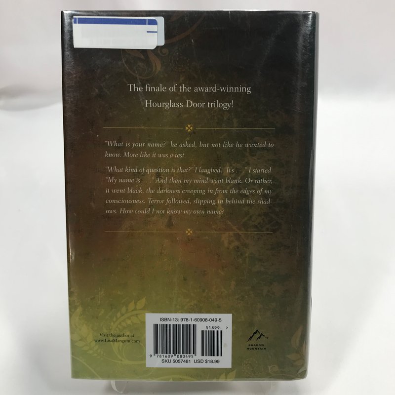 The Forgotten Locket by Lisa Mangum