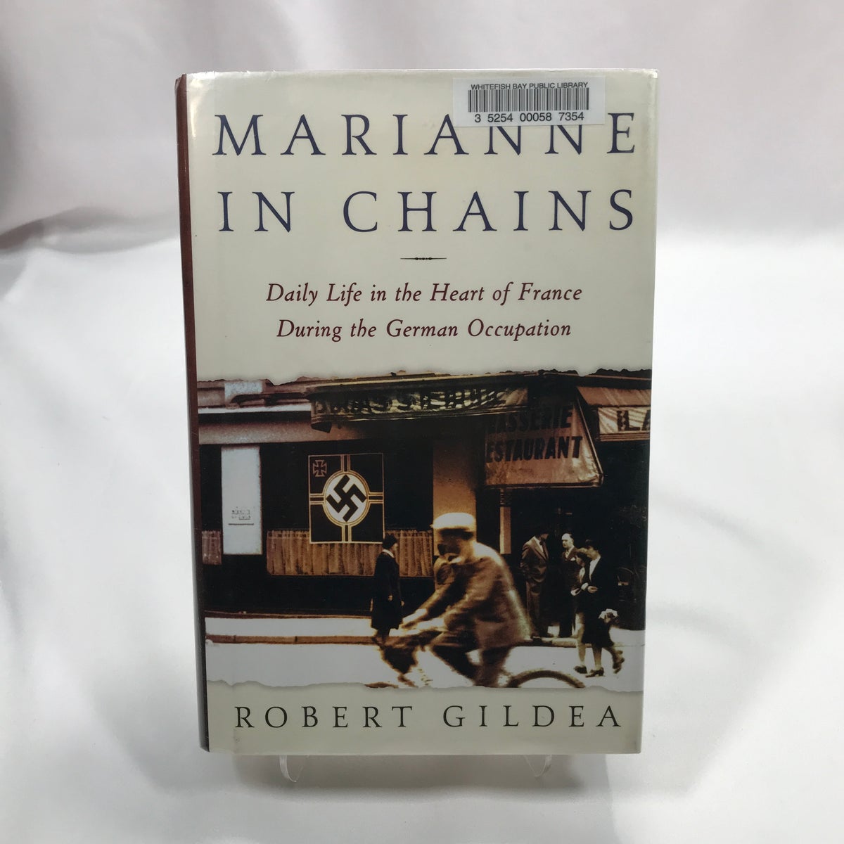 Marianne in Chains by Robert Gildea